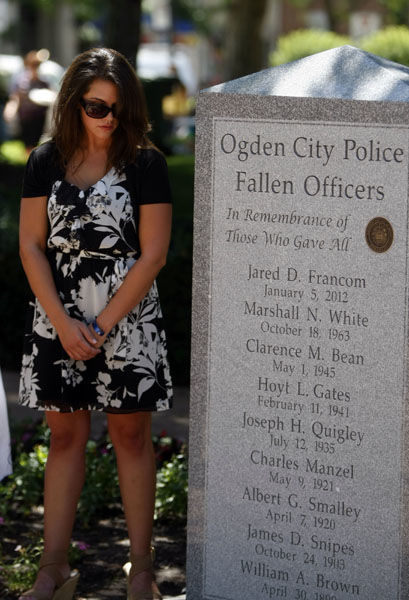 Monument to nine fallen Ogden police officers dedicated | News, Sports ...